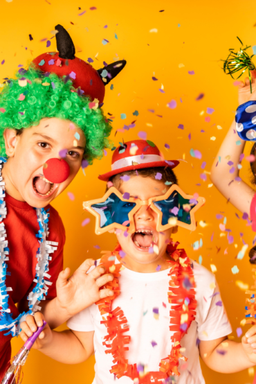 Open Play – Wacky Tacky